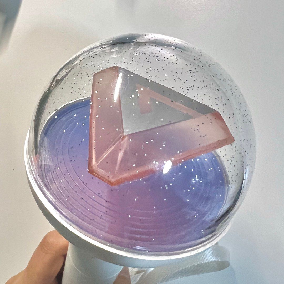 [wts/lfb] seventeen 17 svt carat bong lightstick v1 official, Hobbies ...