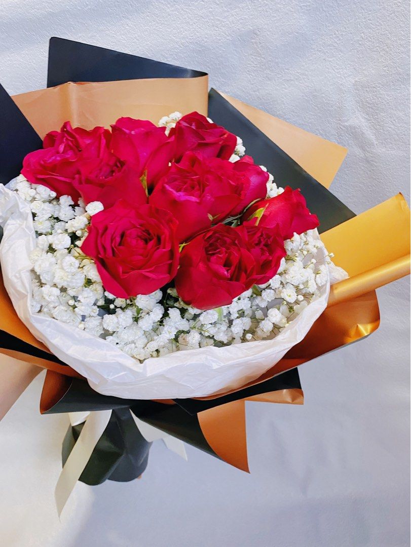 1-12 stalks Fresh Rose Bouquet / Valentine’s Day / hand bouquet ...
