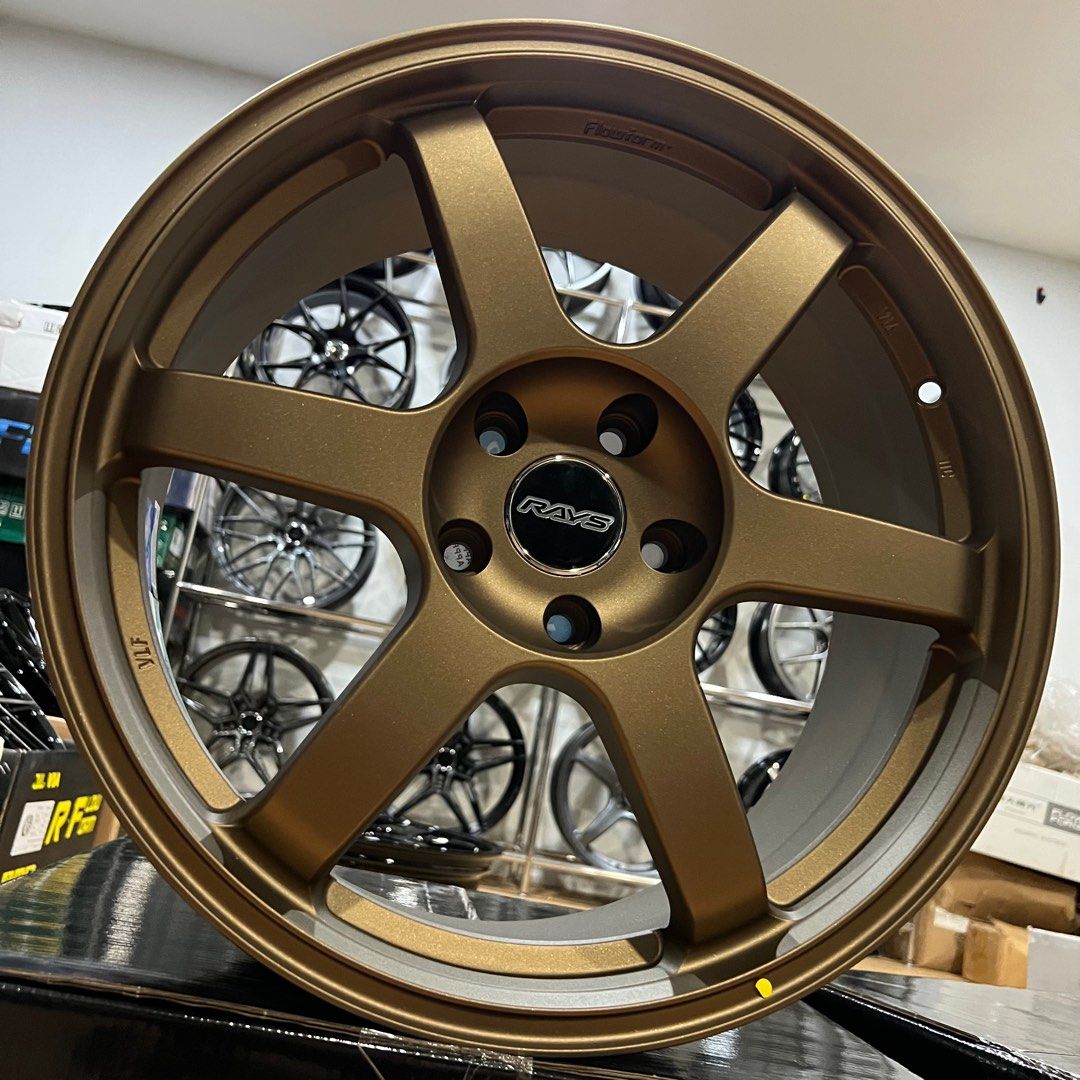 18” Rays TE37 Design Flowforming Sport Rim, Car Accessories, Tyres ...
