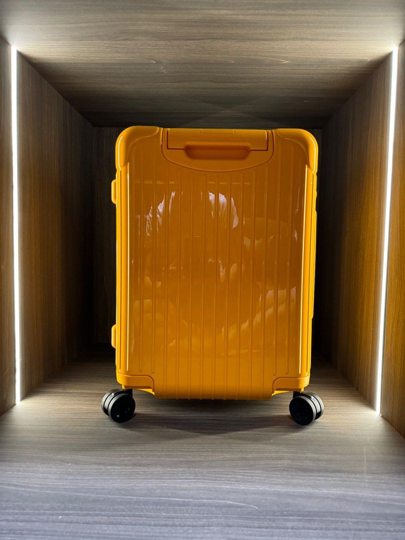 36L Rimowa Essential Cabin Mango Orange, Hobbies & Toys, Travel ...