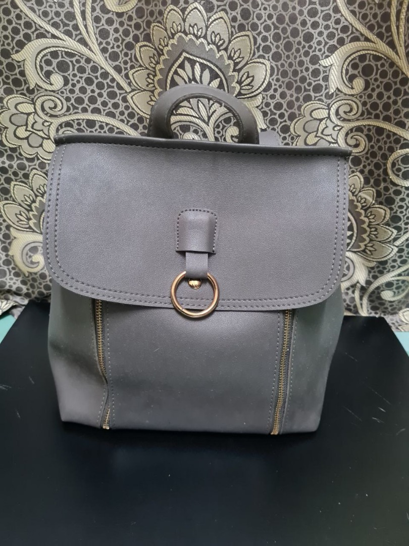 BACKPACK WANITA, Women's Fashion, Bags & Wallets, Backpacks on Carousell