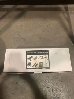 Vltava bicycle sedal (with defects ), Sports Equipment, Bicycles ...