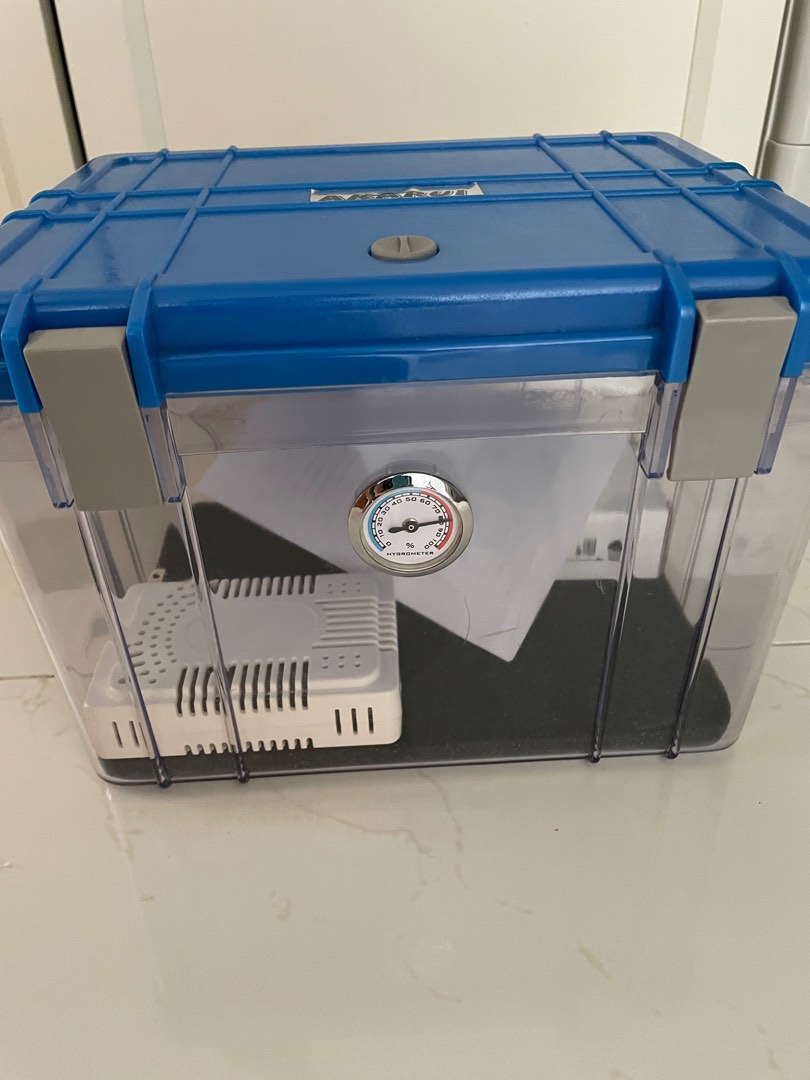 Dry Box, Photography, Photography Accessories, Dry Boxes & Cabinets on ...