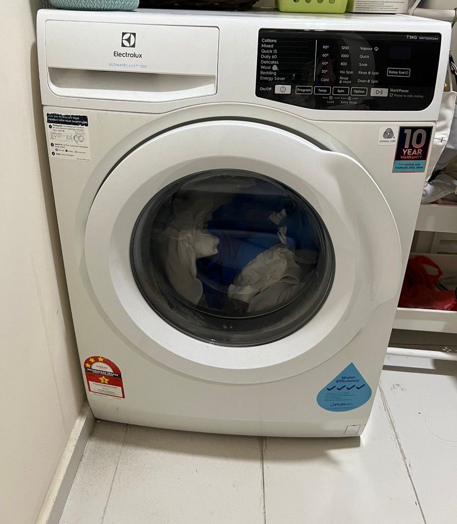 Electrolux washing machine, TV & Home Appliances, Washing Machines and ...