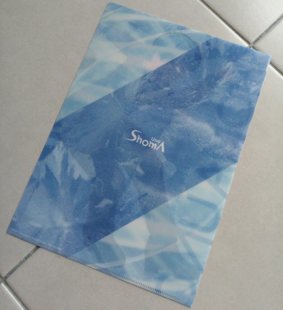 Fail plastik bentuk L Shoma Uno A4 size L shape file holder宇野昌磨文件夹, Hobbies & Toys, Collectibles ...
