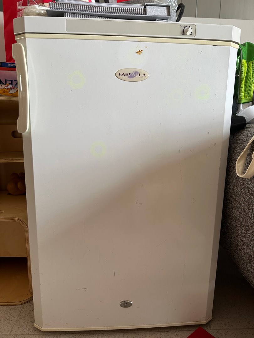 Farfalla freezer, TV & Home Appliances, Kitchen Appliances ...