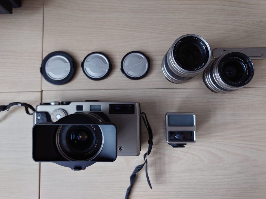 FUJIFILM TX-1 全景旁軸菲林機 連 三枝鏡 95% 新 完全自用, 攝影器材, 相機 - Carousell