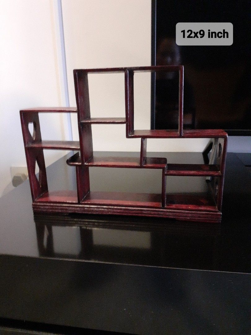 Handicraft display shelf, Hobbies & Toys, Stationery & Craft, Handmade ...