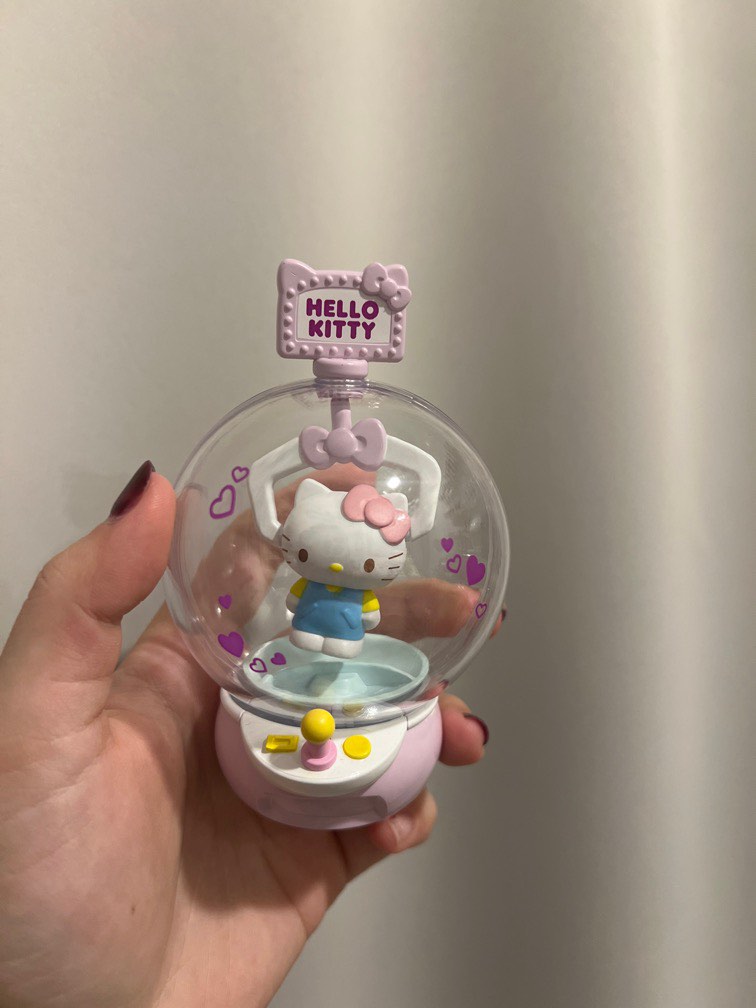 hello kitty blind box sanrio claw machine, Hobbies & Toys, Toys & Games ...