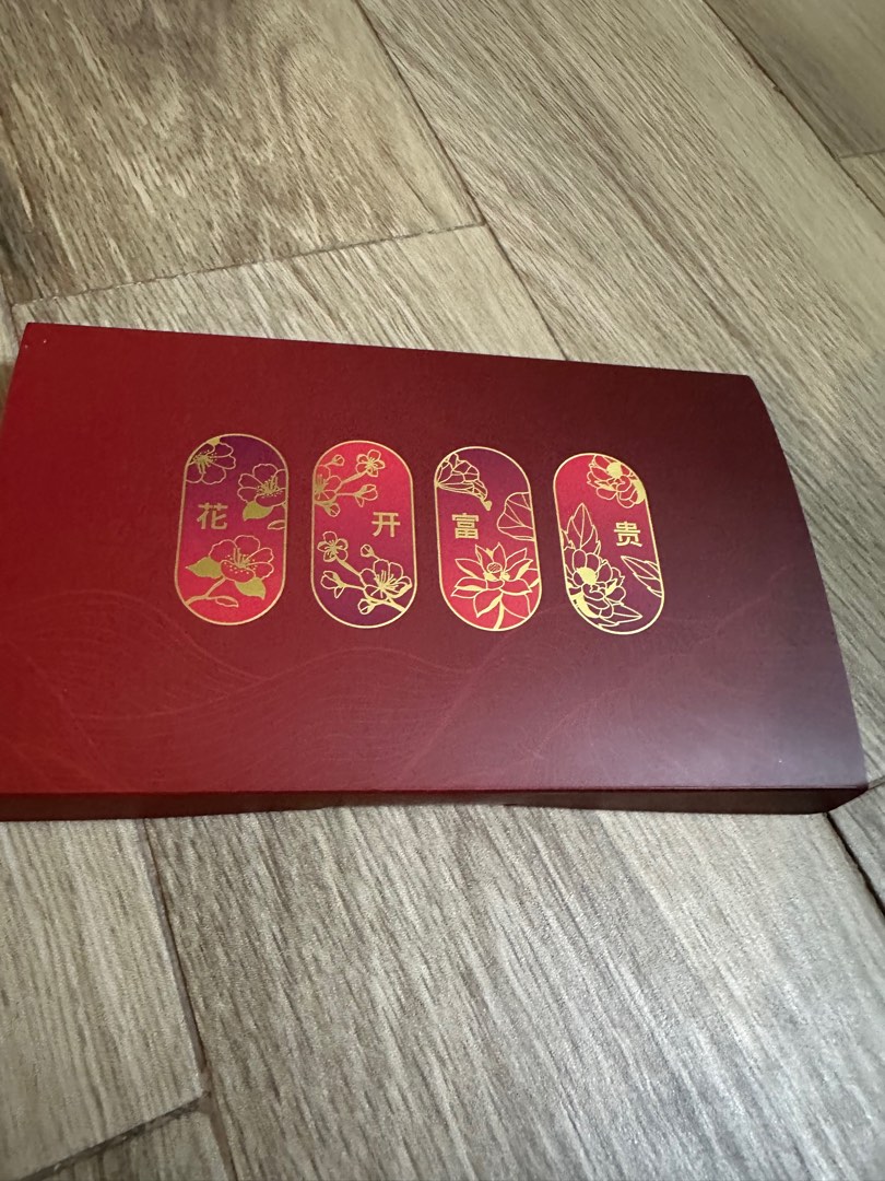 Intercontinental red packet, Hobbies & Toys, Stationery & Craft ...