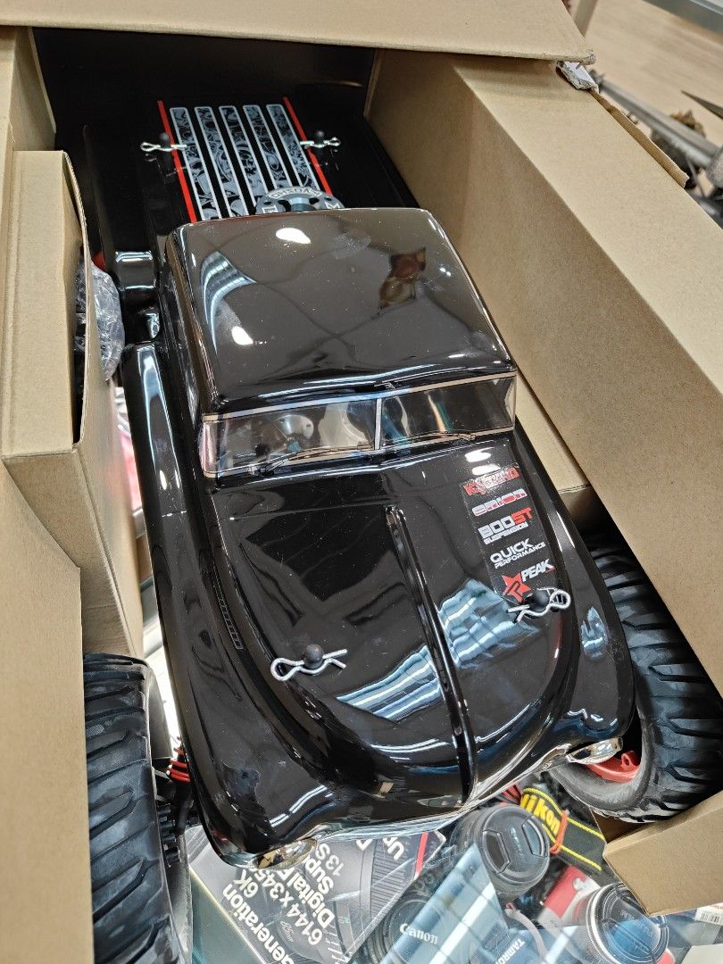 Kyosho Mad Force Monster Truck, Hobbies & Toys, Toys & Games on Carousell