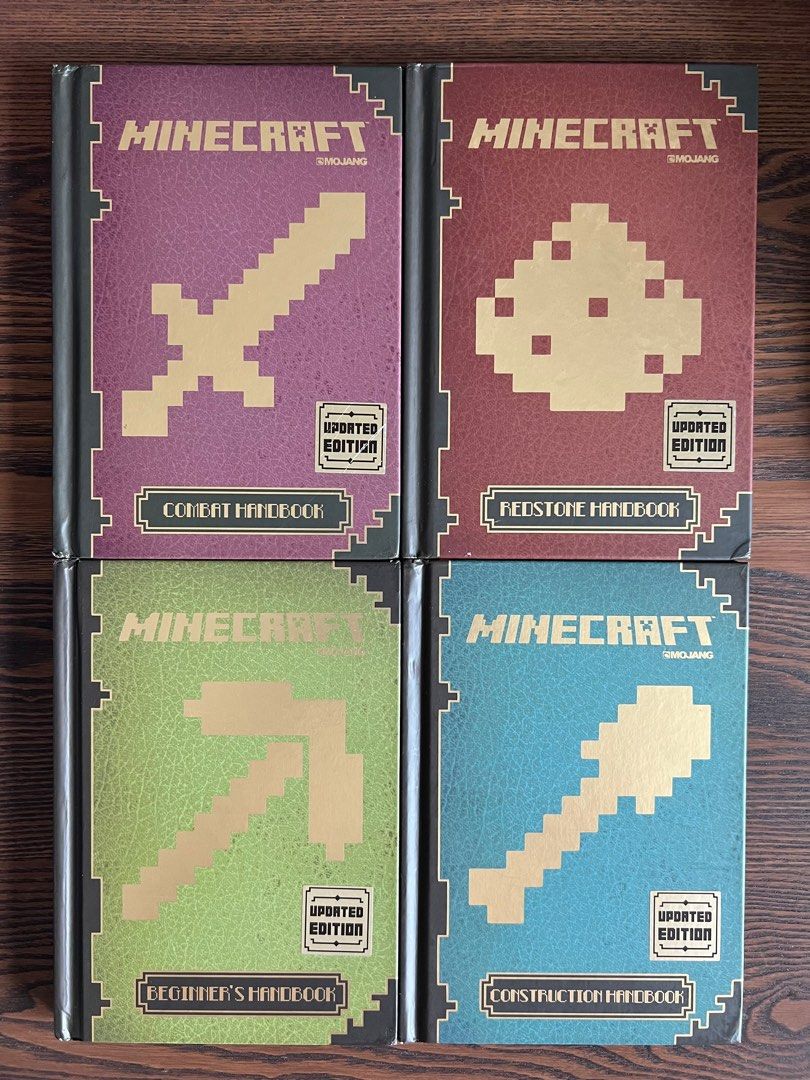 Minecraft The Complete Handbook Collection (Mojang), Hobbies & Toys ...