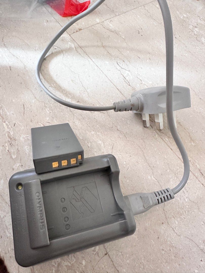 Olympus BLS-50 battery with charger, Photography, Photography ...