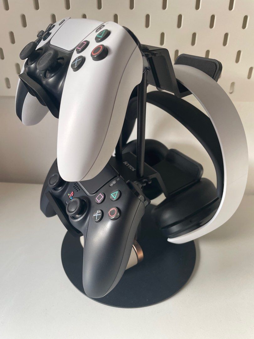 PlayStation controller stand display, Video Gaming, Gaming Accessories ...