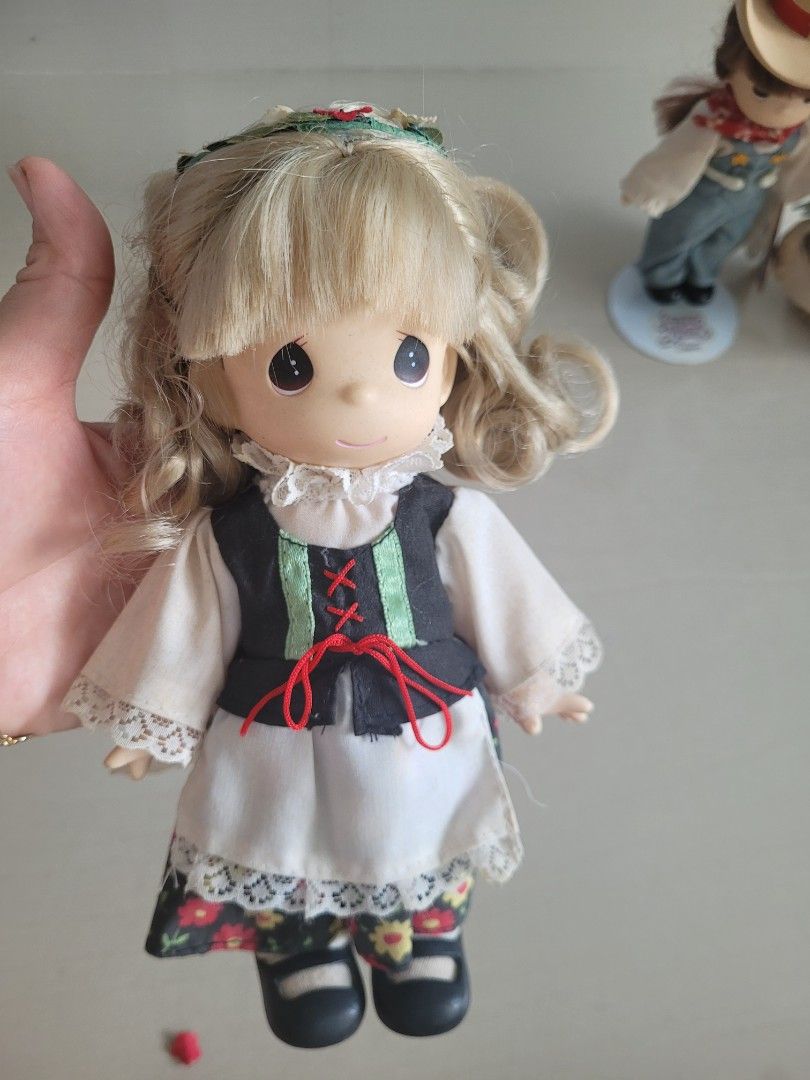 Preloved Precious Moments Dolls, Hobbies & Toys, Toys & Games on Carousell