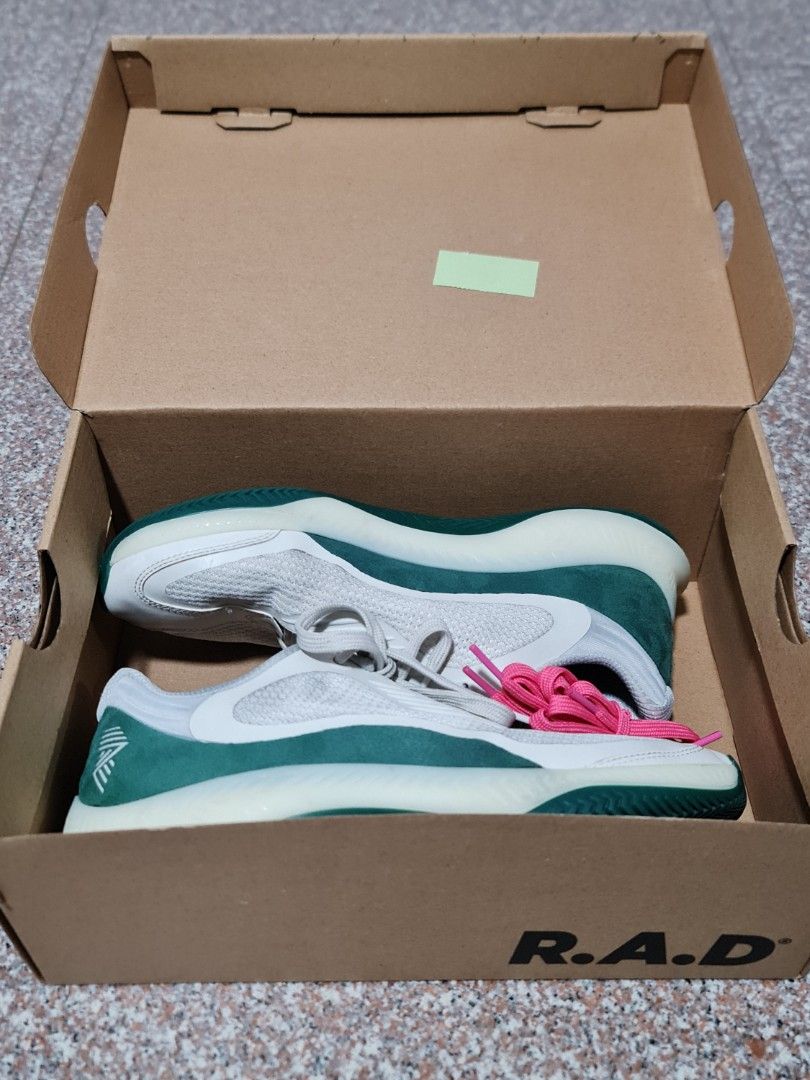 RAD ONE - Varsity (US 9), Men's Fashion, Footwear, Sneakers on Carousell