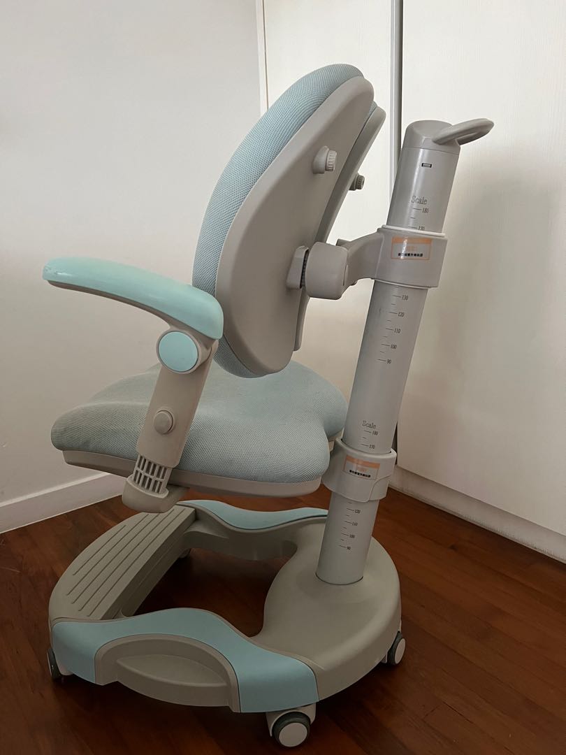Suuco Ergonomic Kid Chair G5, Babies & Kids, Baby Nursery & Kids ...