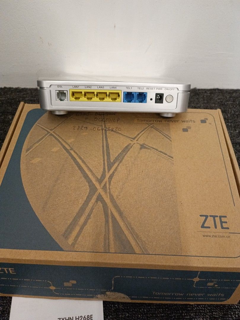 TM Unifi ZTE VDSL2-H268E, Computers & Tech, Parts & Accessories ...