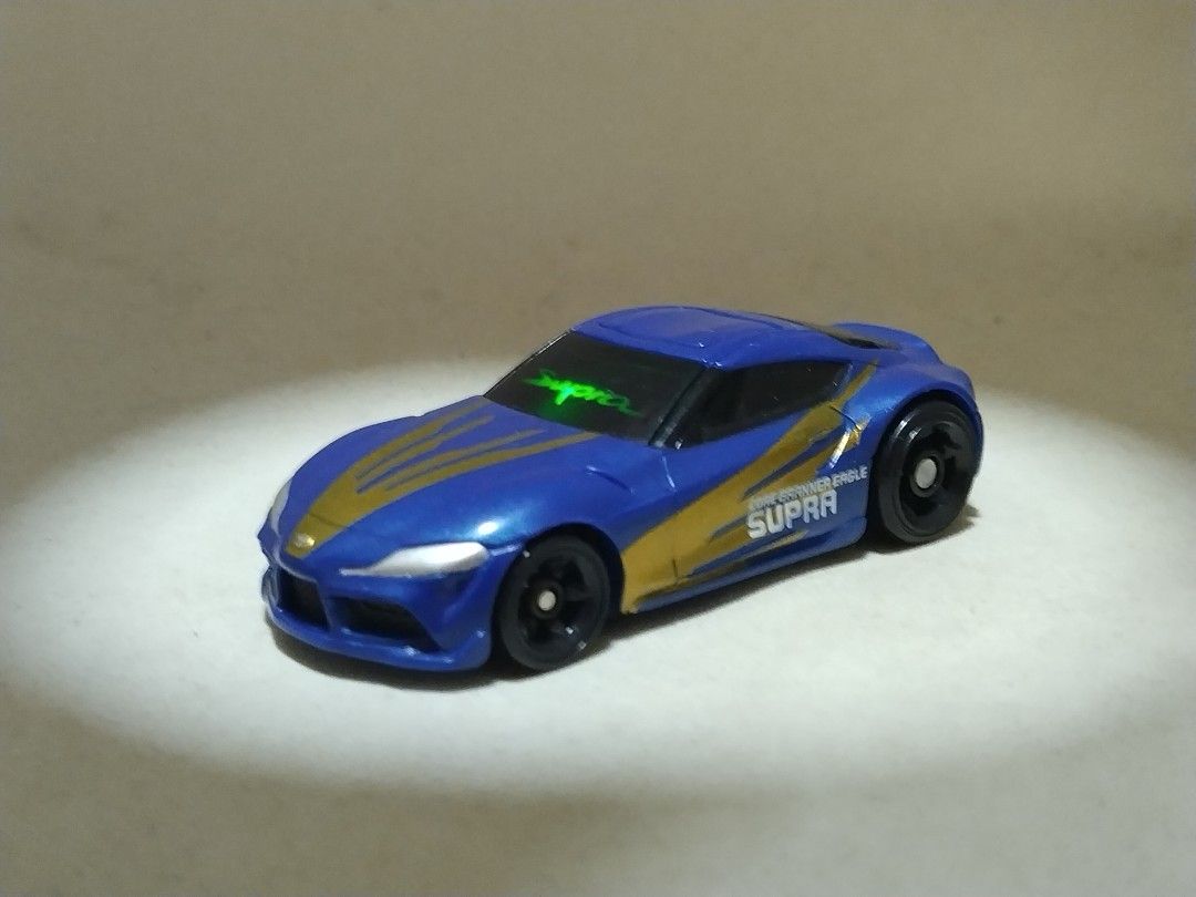 Tomica Kizuna Gattai Earth Granner - CG12 - Core Granner Eagle Supra ...