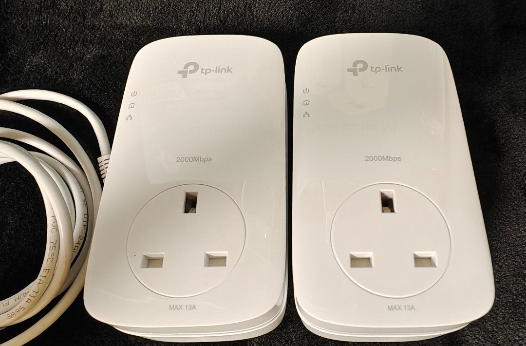 TP-Link TL-PA9020P KIT AV2000 Powerline Starter Kit, 2 Gigabit ports ...