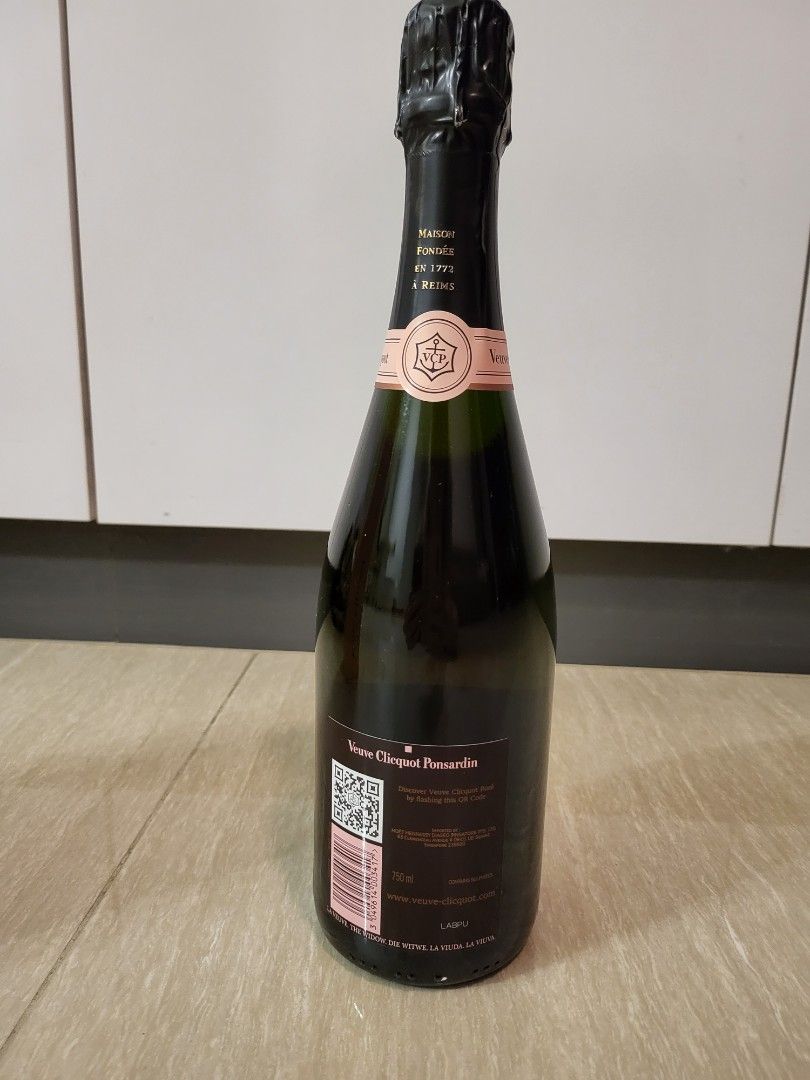 Veuve Clicquot Champagne - Rose 750ml, Food & Drinks, Alcoholic ...