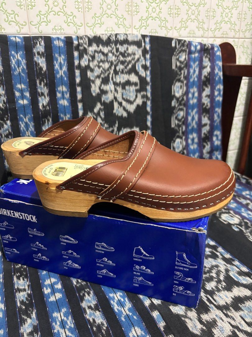 Simson Bekend Om De Pasvorm Dutch Clog Wood Shoe, Women's Fashion ...