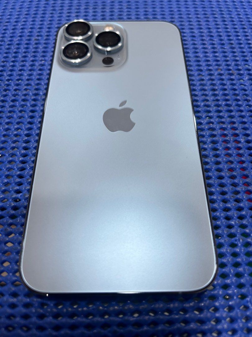 Apple iPhone 13 PRO 128G 6.1吋 天峰藍 台東 蘋果 可分期, 手機及配件, 手機, iPhone, iPhone 13 系列在旋轉拍賣