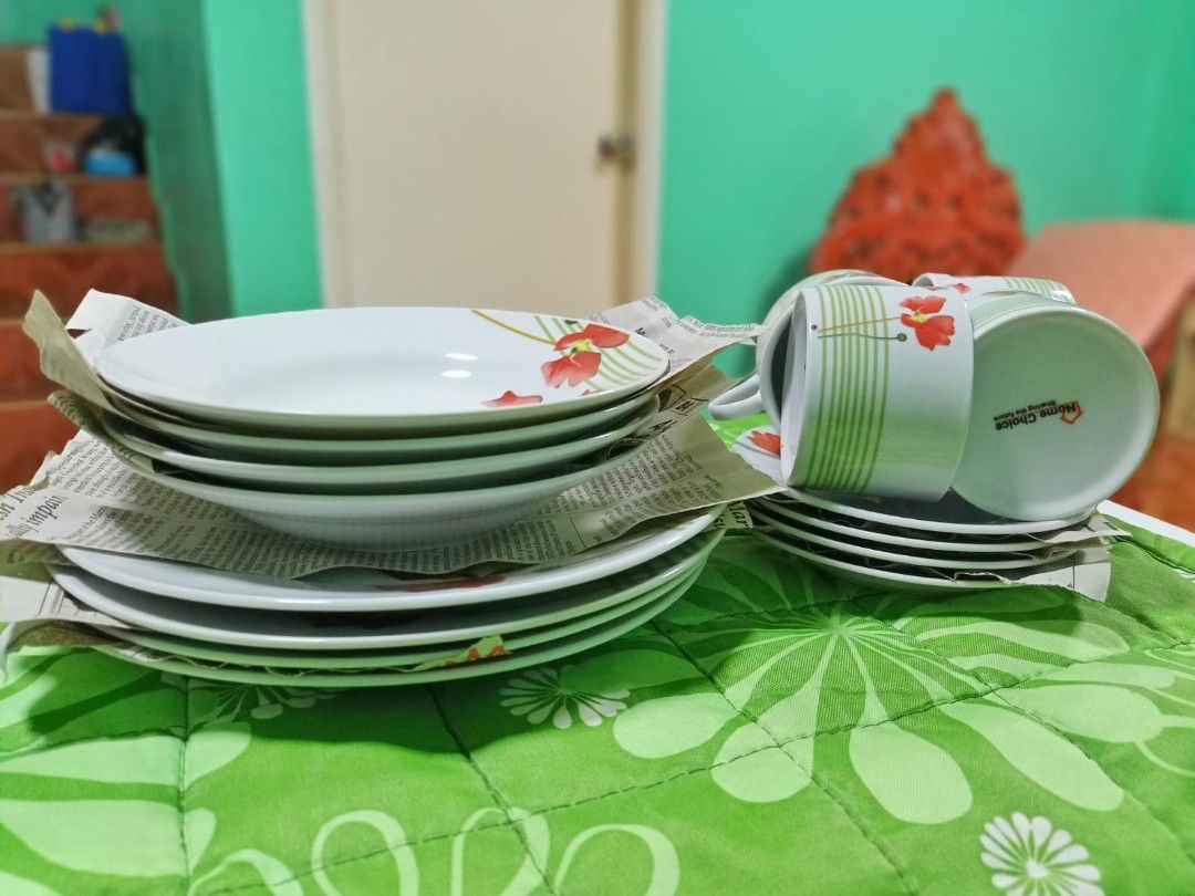 Classic Dinnerware SET, Furniture & Home Living, Kitchenware ...