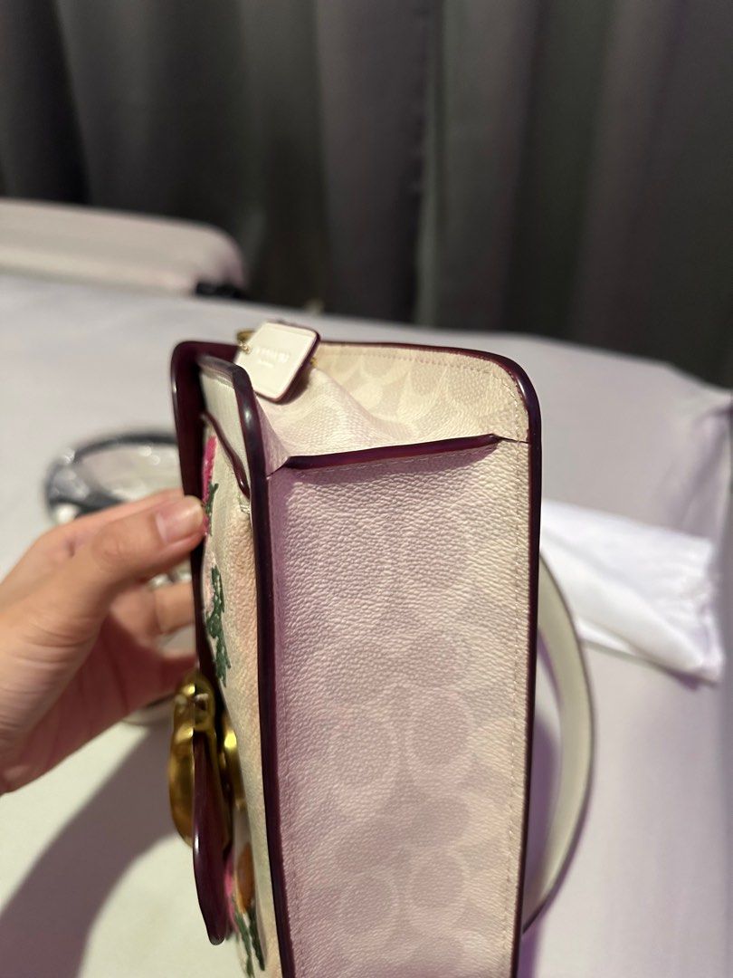 Coach Tabby signature floral embroidery, Fesyen Wanita, Tas & Dompet di ...