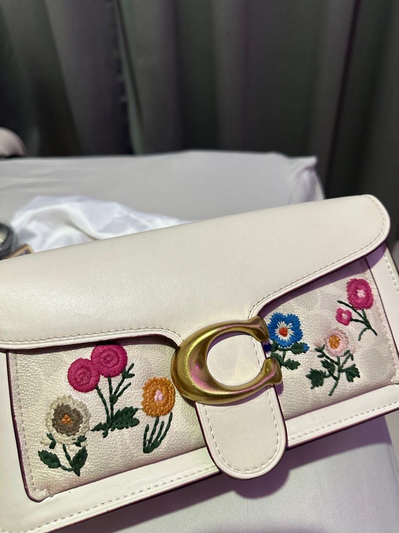Coach Tabby signature floral embroidery, Fesyen Wanita, Tas & Dompet di ...