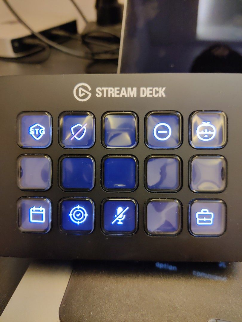 Elgato Stream Deck, Mobile Phones & Gadgets, Other Gadgets on Carousell
