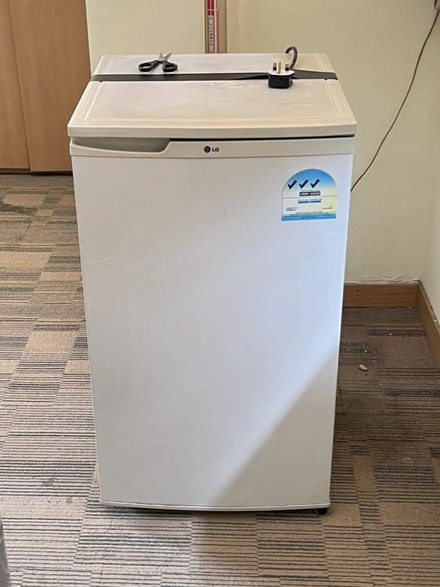 LG Mini Fridge 90L, TV & Home Appliances, Kitchen Appliances ...