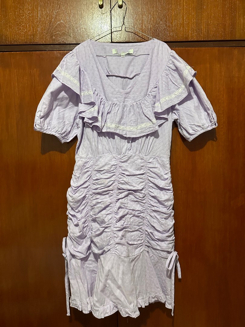 Lilac mini dress, Fesyen Wanita, Pakaian Wanita, Gaun & Rok di Carousell