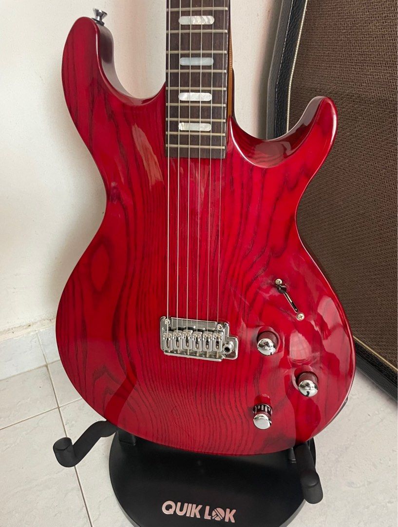 Line 6 Variax 700 - Made in Japan, Hobbies & Toys, Music & Media ...