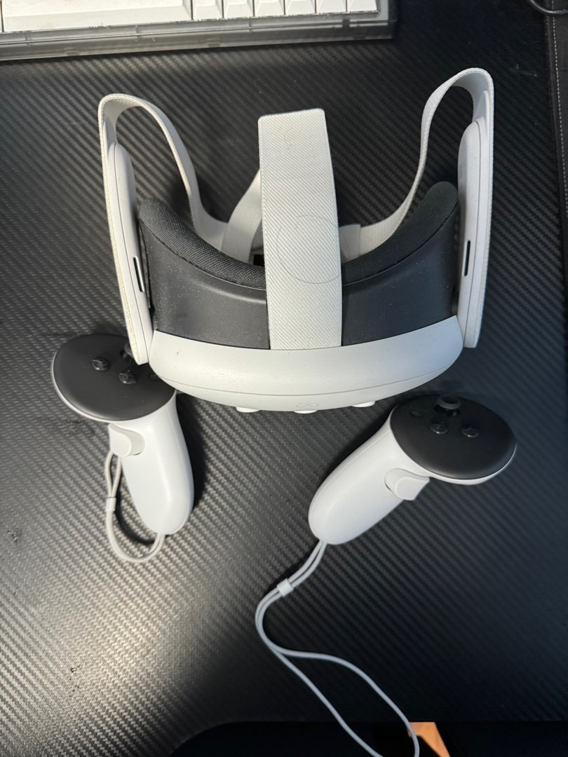 Meta quest 3, Video Gaming, Video Game Consoles, Others on Carousell
