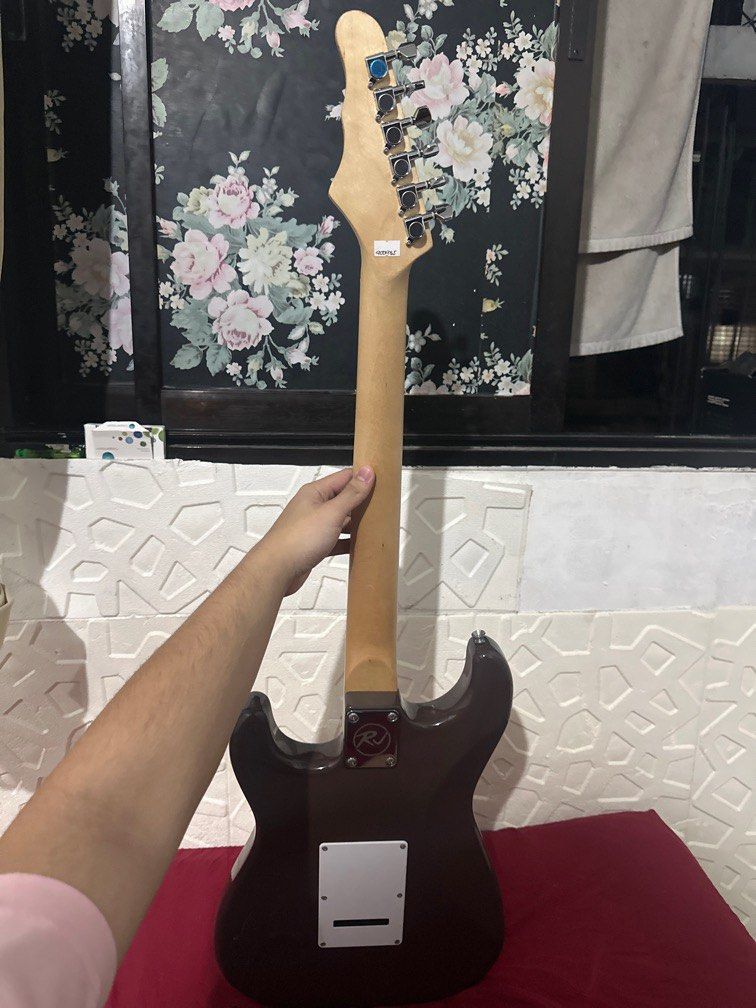 rj skycaster, Hobbies & Toys, Music & Media, Musical Instruments on ...