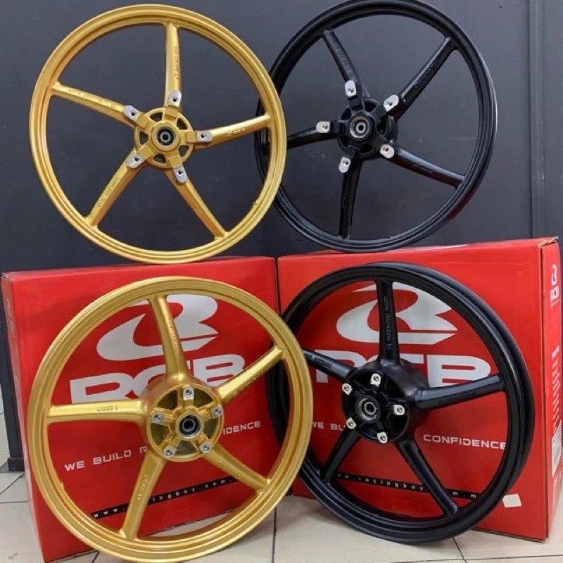 Sniper v1 v2 v3, spark135,x1r rcb sport rim, Motorcycles, Motorcycle ...