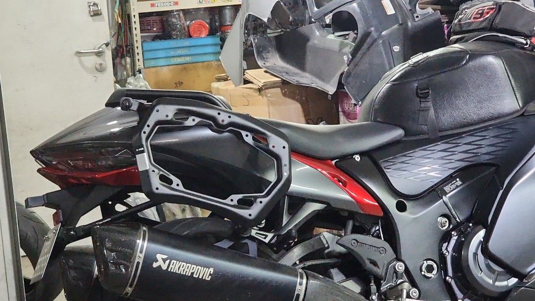 SW Motech side panniers plus box for Hayabusa Gen 3, Motorcycles ...