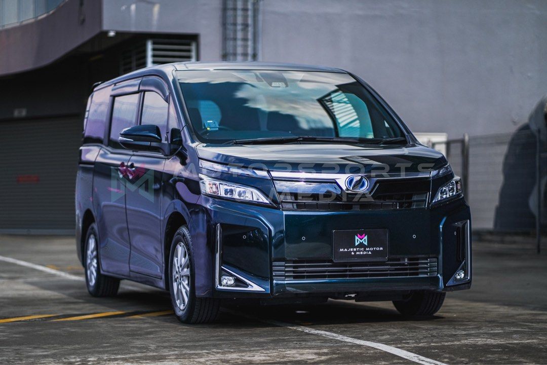Toyota Voxy Hybrid 1.8 V (A), Cars, Used Cars on Carousell