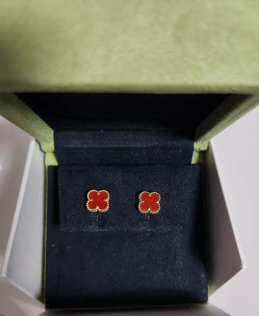Van Cleef & Arpels VCA sweet alhambra carnelian earrings, RRP4000 ...