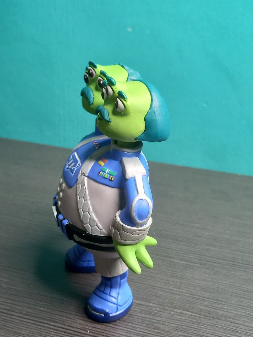 "Watson and Crick" Disney Miles From Tomorrowland Alien Figure 3.5 ...