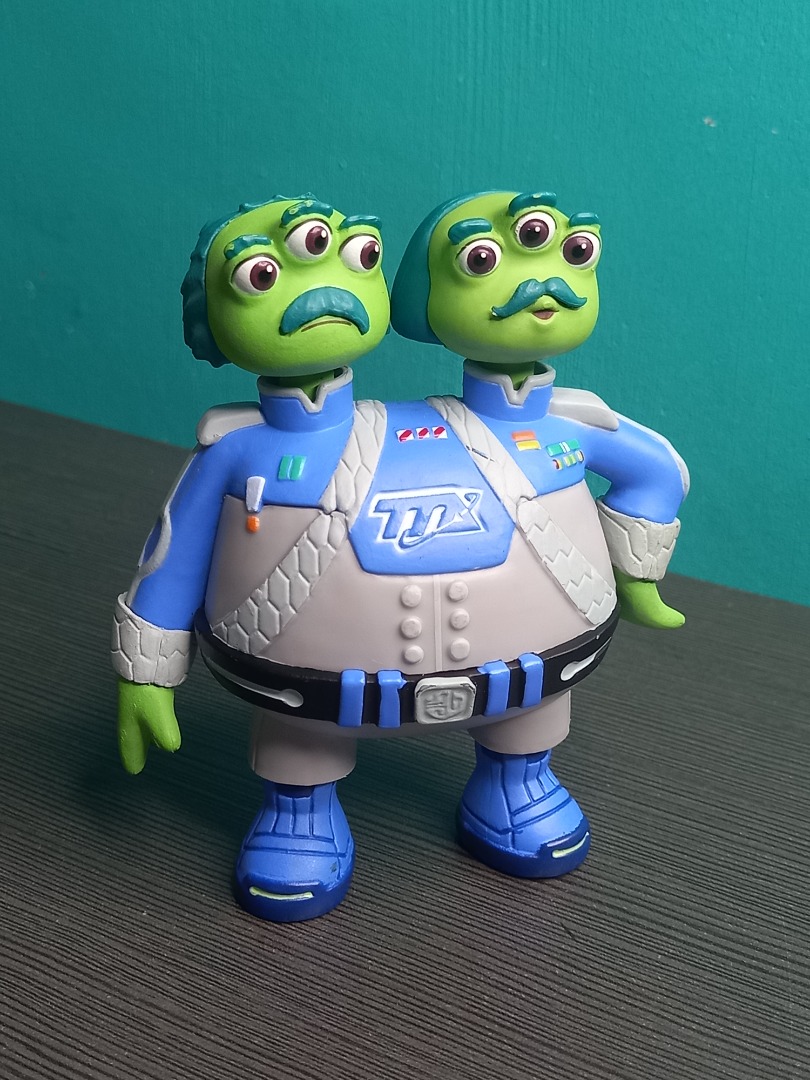 "Watson and Crick" Disney Miles From Tomorrowland Alien Figure 3.5 ...