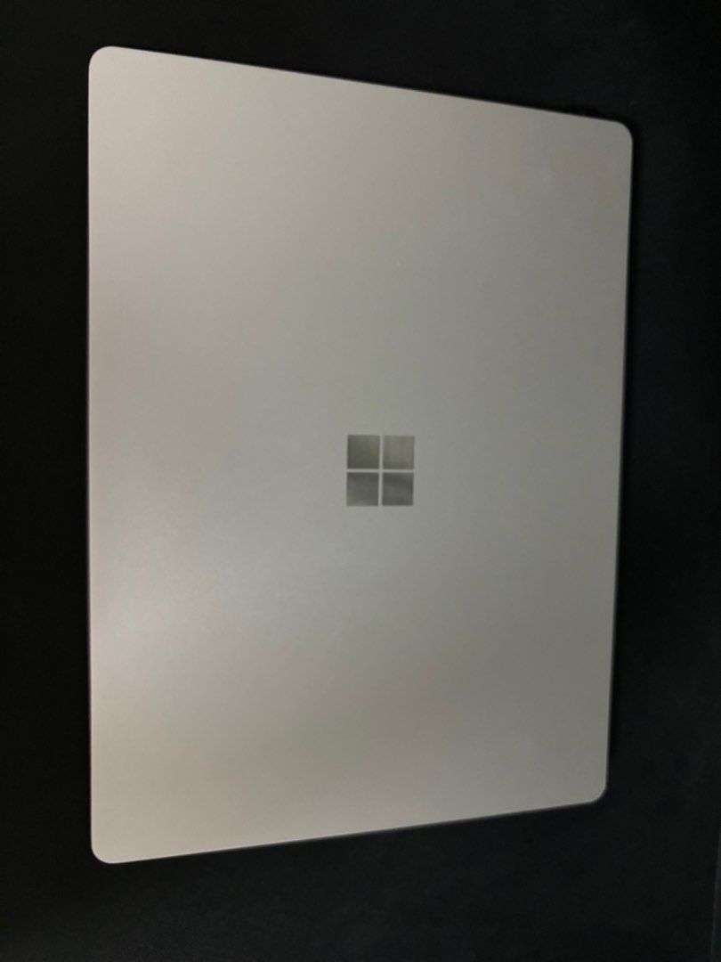 Windows surface laptop go 1 intel i5, Computers & Tech, Laptops ...