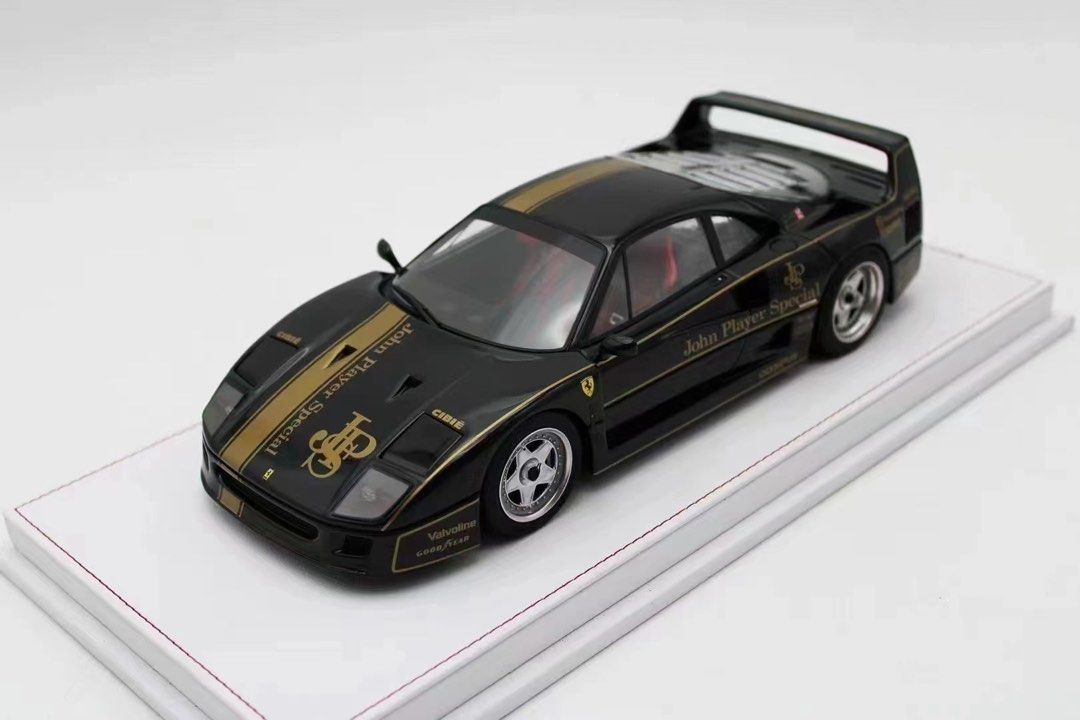 1/18 GL Model Ferrari F40 (come with display case - headlights able to ...