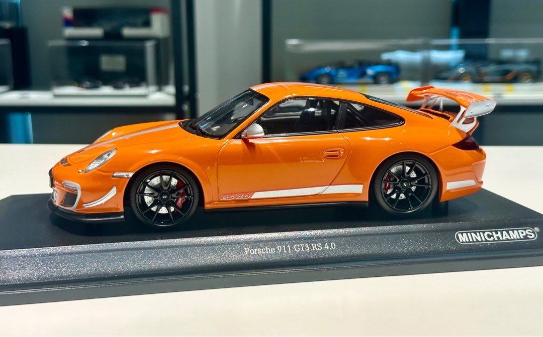 1/18 Minichamps Porsche 911 (997) GT3RS 4.0 Orange, Hobbies & Toys ...