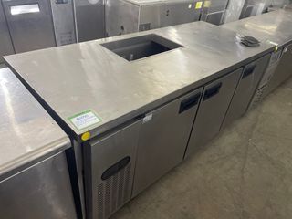 Sanyo 2 door counter chiller 1500*600 / counter chiller / commercial ...