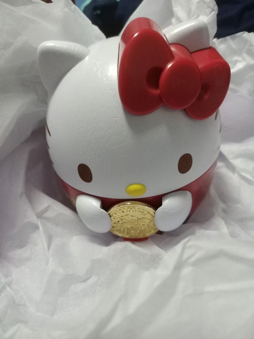 7-11 Sanrio Characters Coin Bank (Hello Kitty), Hobbies & Toys ...