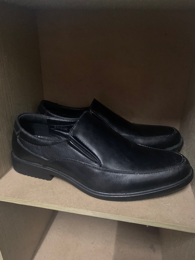 BATA LEATHER LOAFER, Men's Fashion, Footwear, Casual shoes on Carousell