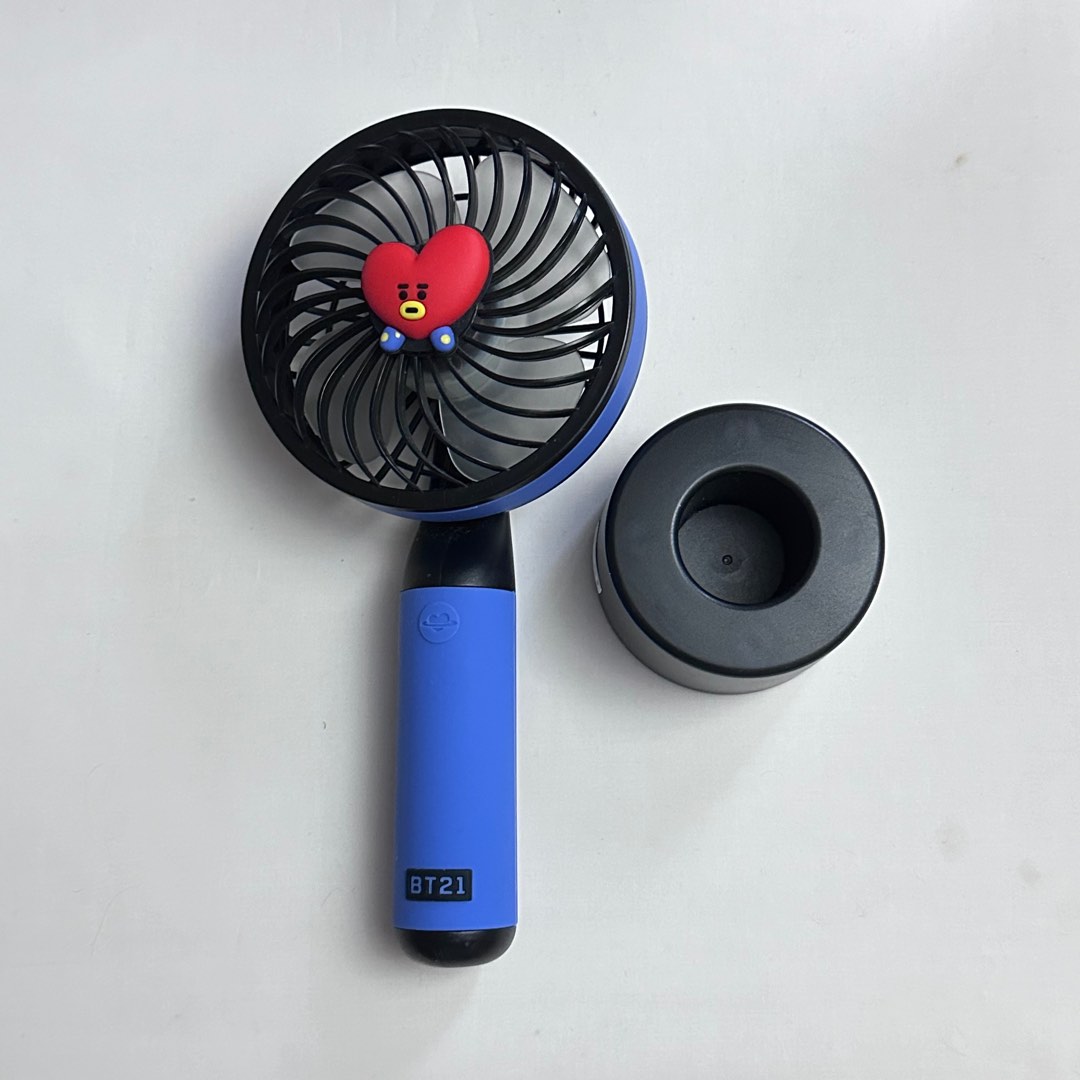 bt21 tata standing hand fan, Hobbies & Toys, Collectibles & Memorabilia ...