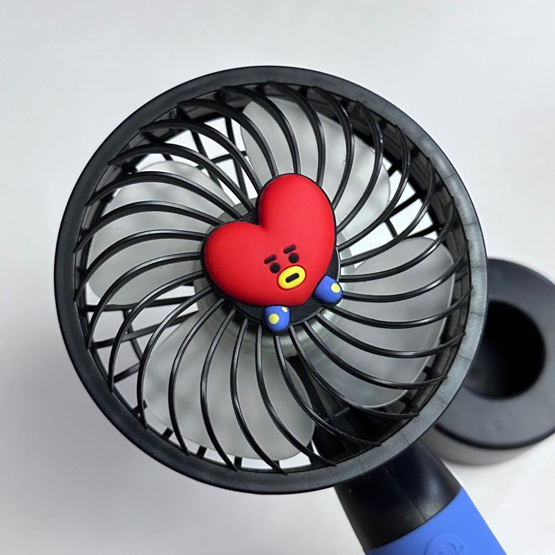 bt21 tata standing hand fan, Hobbies & Toys, Collectibles & Memorabilia ...